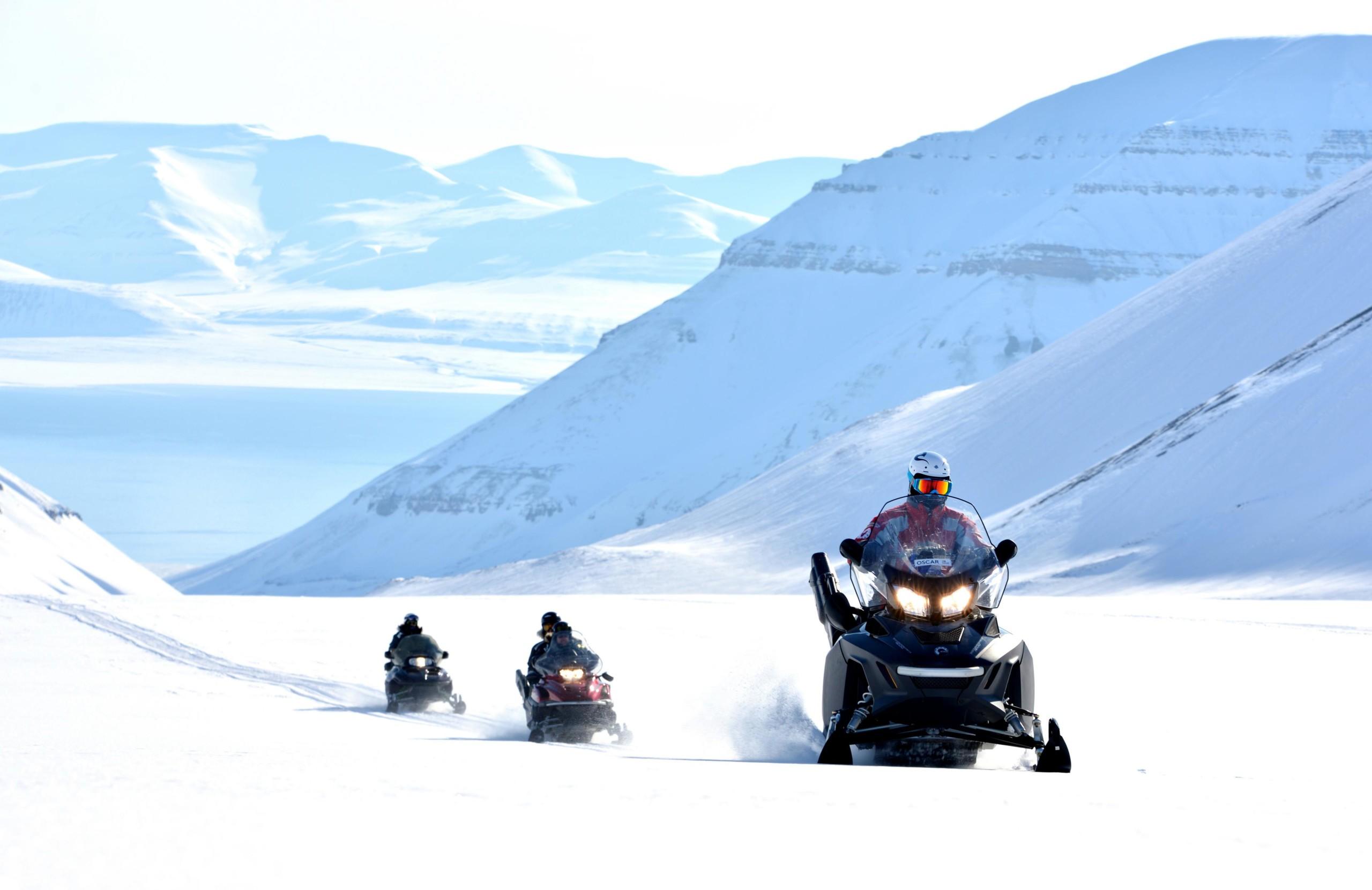 Day trips & activities | Longyearbyen | Svalbard | Basecamp Explorer