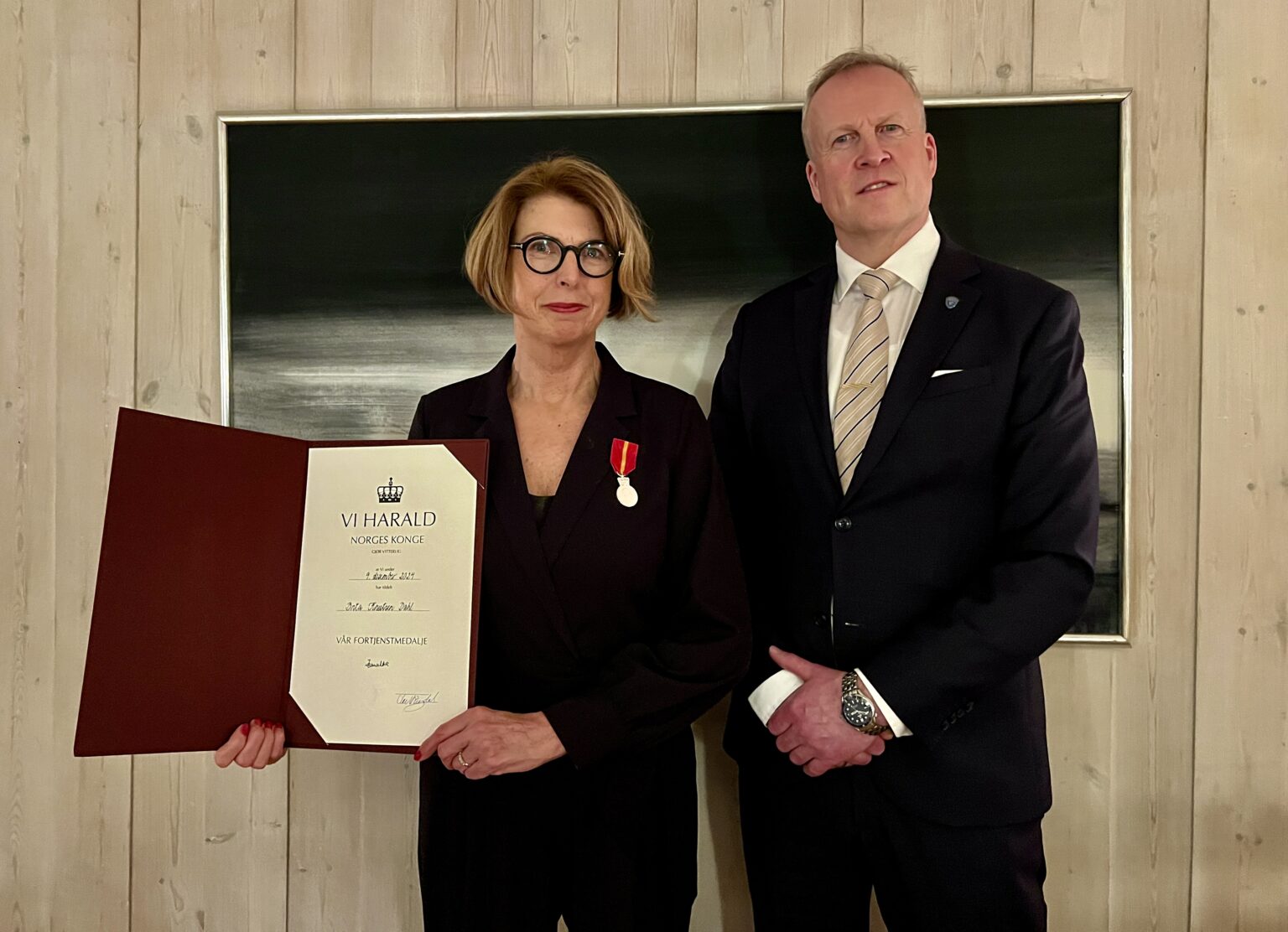 Kongens Fortjenstmedalje til Brita Knutsen Dahl - Basecamp Explorer